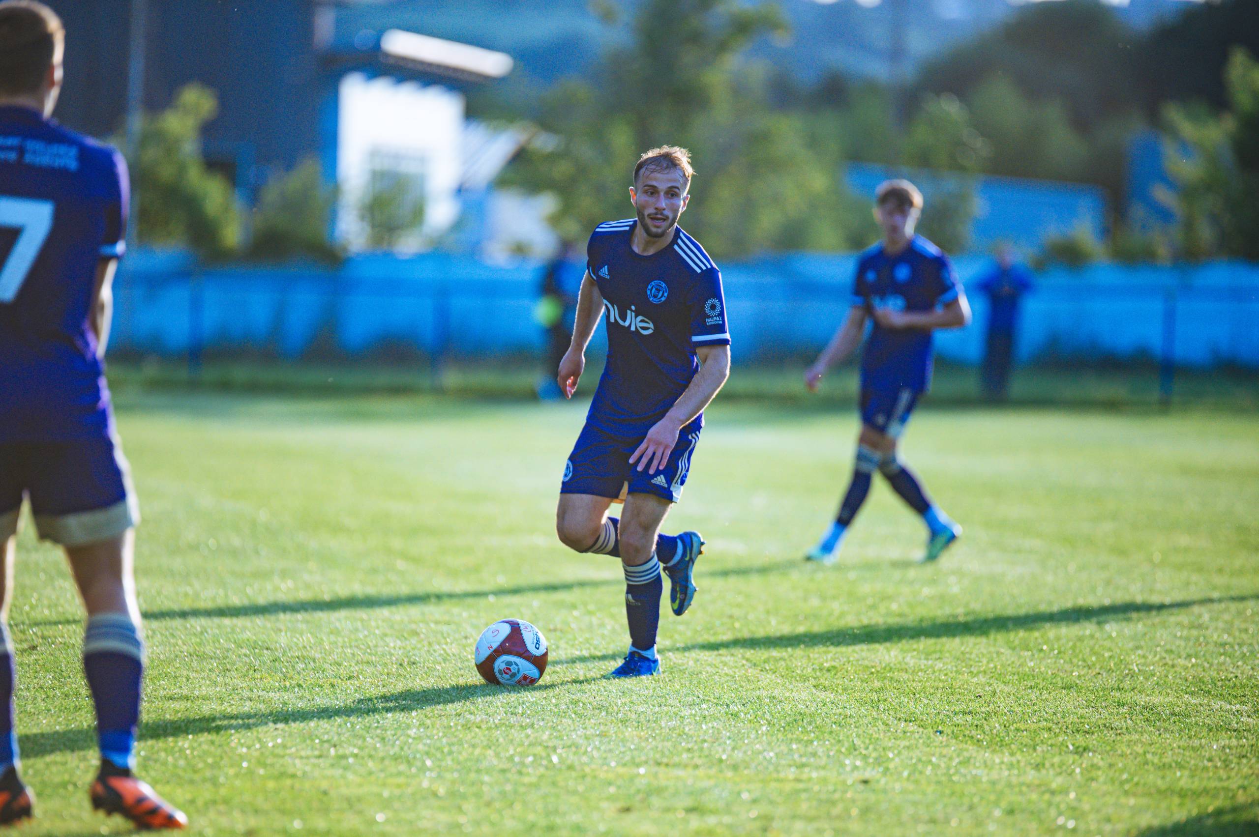 Florent Finalises Deal - FC Halifax Town
